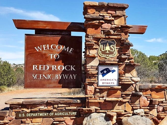 The official welcome sign that marks the beginning of something special, your scenic adventure starts here.