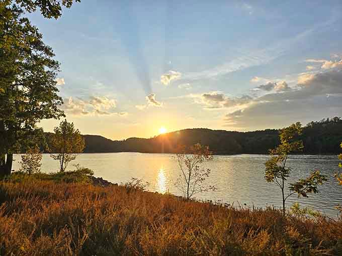 Sunsets over Lake Allatoona prove that Georgia's best show doesn't require a ticket or reservation.