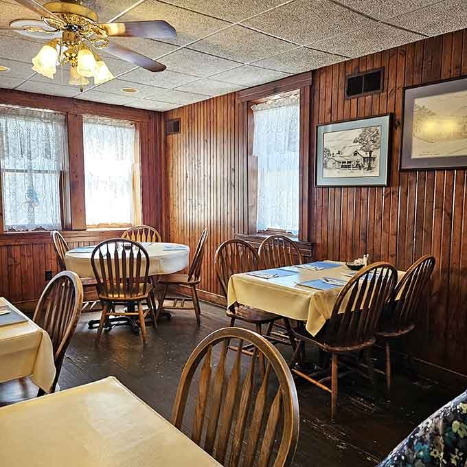 More wood paneling and homey touches that make you want to pull up a chair and stay awhile.