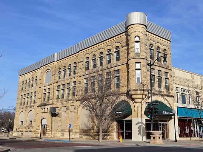 This magnificent stone building in Arkansas City showcases the town's oil-boom prosperity. Its grandeur rivals buildings in much larger cities.