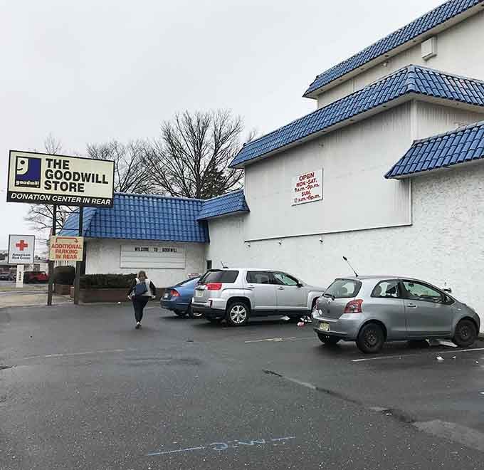 Bare winter trees frame the building perfectly, reminding us that every season brings fresh donations and new treasure-hunting opportunities.