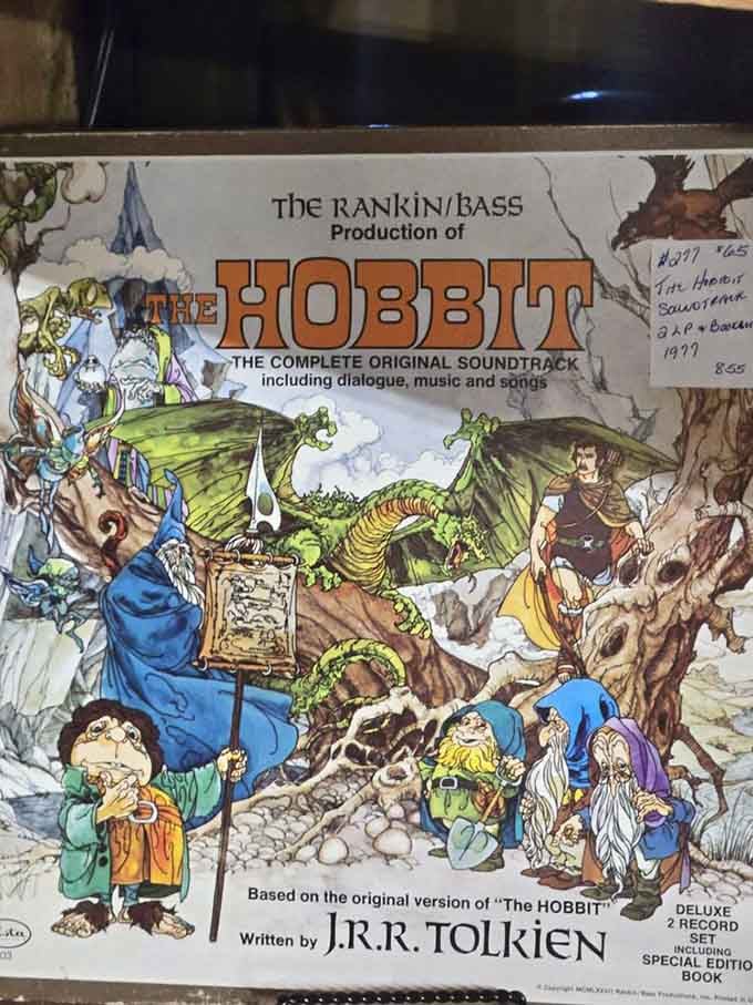 The Hobbit soundtrack on vinyl because Tolkien's world sounds better when played on equipment from Middle Earth's era.