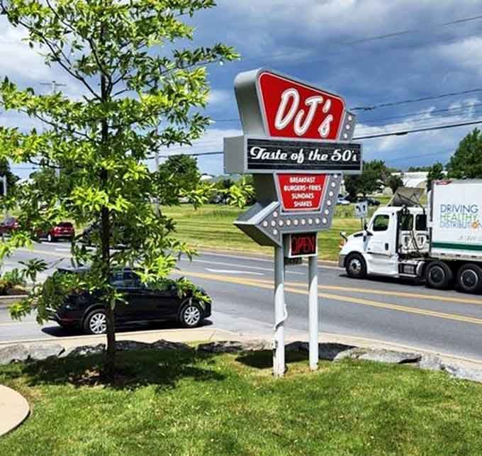 This roadside sign could guide lost souls to breakfast salvation better than any GPS navigation system ever could.