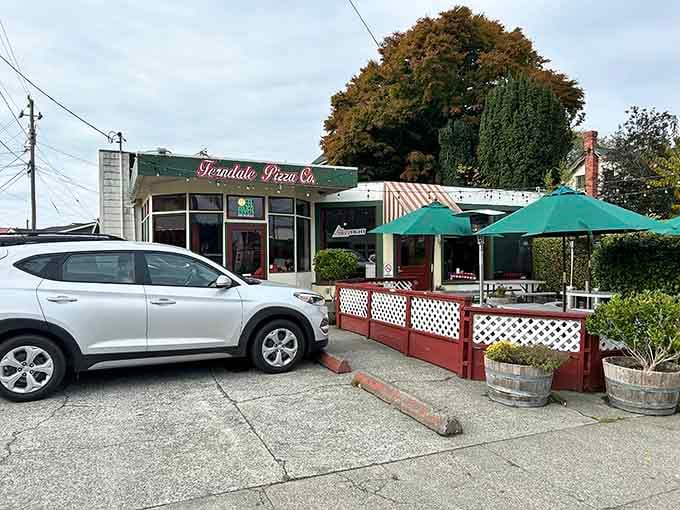 Ferndale Pizza Company's patio seating invites you to slow down and remember what leisurely dining feels like.