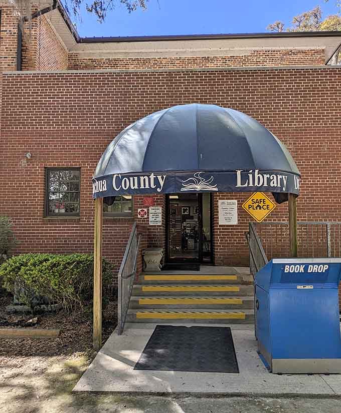 The Alachua County Library proves that small-town charm and modern services can absolutely coexist beautifully together.