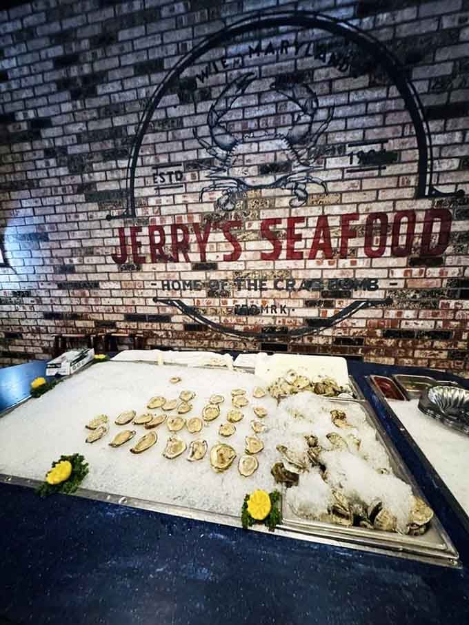 Behind every great seafood restaurant is a raw bar that means business. These oysters are ready for their close-up!