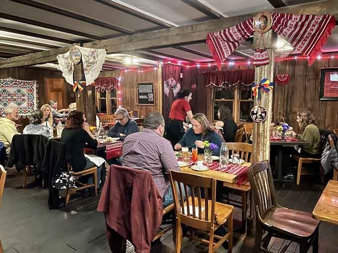 A full dining room of happy diners is always the best review any restaurant could ask for or receive.