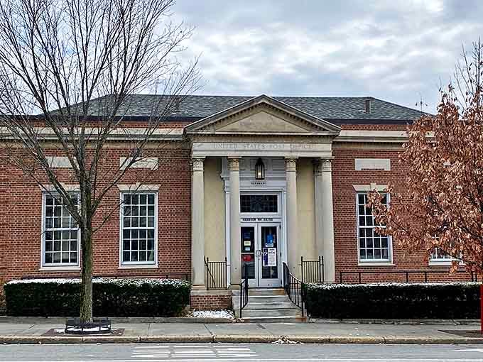 Even the post office looks distinguished in Hanover. Federal architecture with a side of New England dignity and purpose.