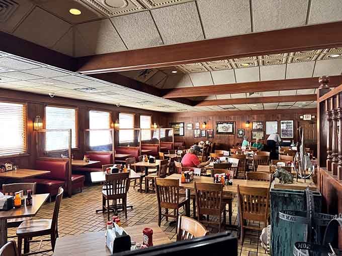 Spacious dining room offers plenty of elbow room for serious eating, because barbecue requires proper workspace and focus.