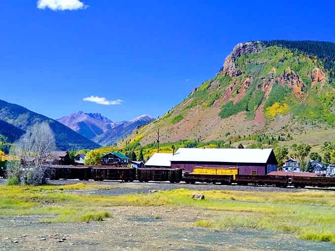 Wide-open valleys showcase the kind of scenery that makes you understand why pioneers kept pushing westward.