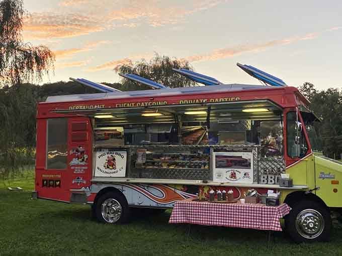 The food truck that launched a thousand cravings, bringing smoky goodness to Connecticut events like a mobile flavor factory.