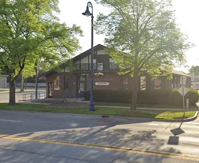 The post office proves that even federal buildings can embrace the local German aesthetic with style and charm.
