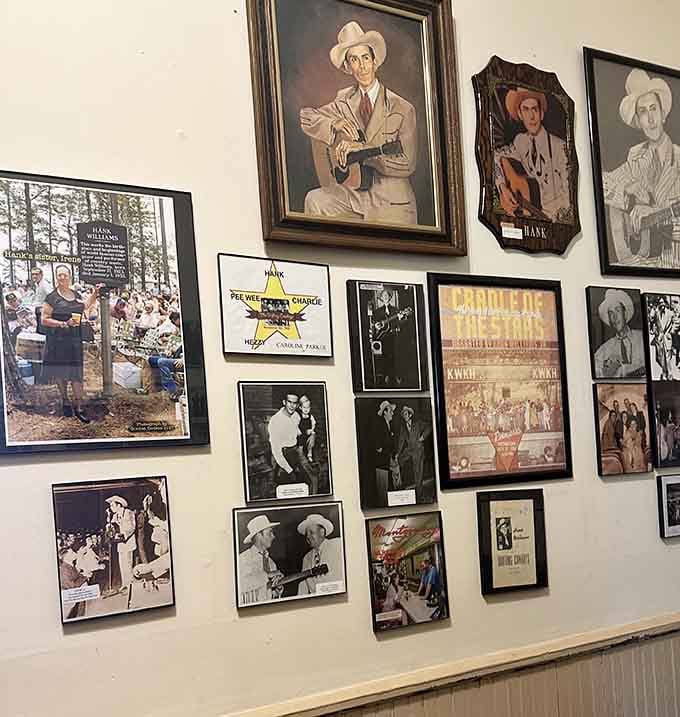 Walls covered in photographs and memorabilia create an immersive experience that brings Hank's era vividly back to life.