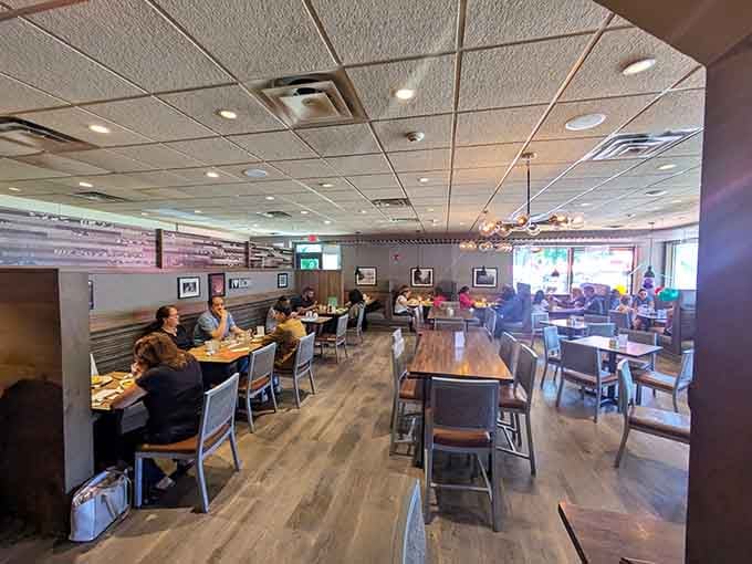 Spacious, inviting, and filled with people who've clearly figured out where the good breakfast is hiding.