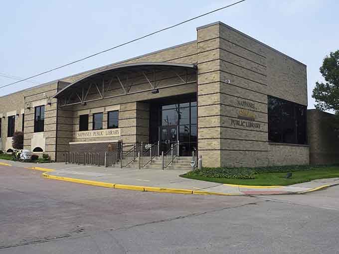 This modern library building combines practical design with welcoming architecture, proving that knowledge deserves a comfortable and accessible home in every community.
