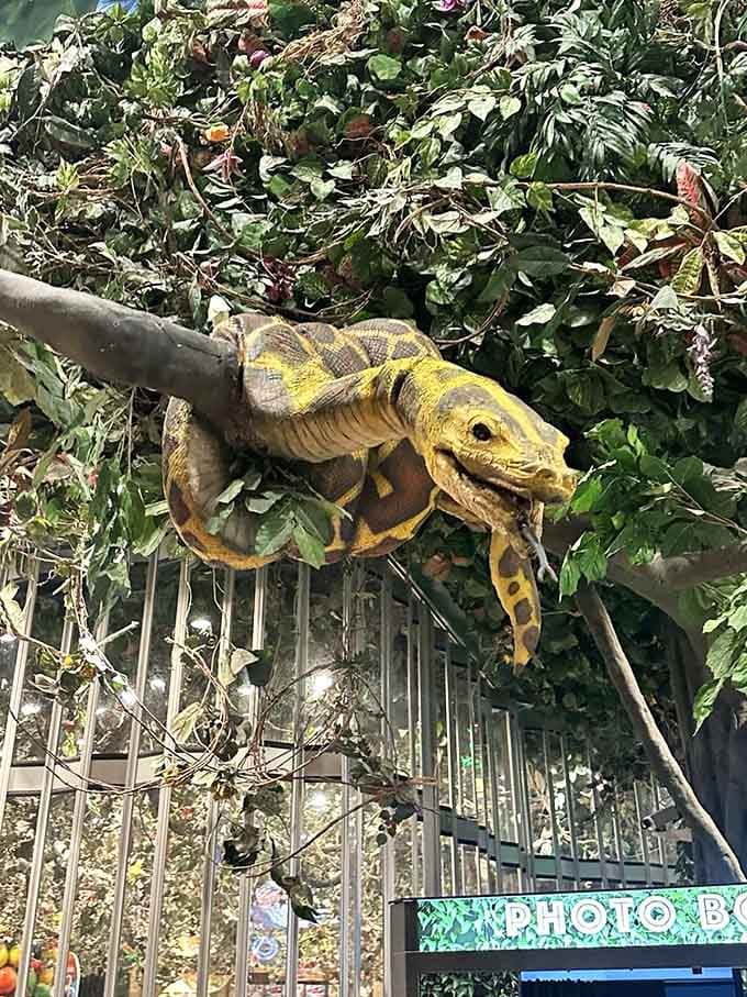 That's one seriously photogenic reptile, proving even animatronic creatures know their best angles in Arizona.