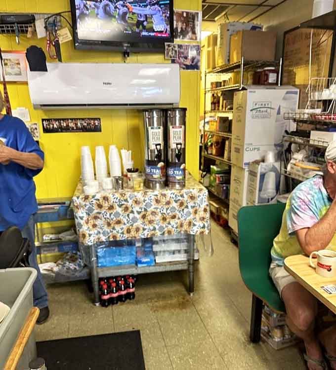 Sweet tea on tap because this is Alabama and some traditions are simply too sacred to ignore.