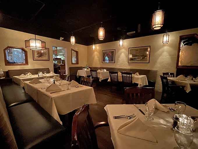 Another angle of this cozy underground dining room where the outside world simply ceases to exist completely.