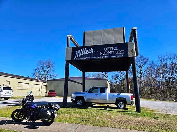 Alabama's contribution to America's roadside attraction hall of fame stands proud on this grassy corner lot.