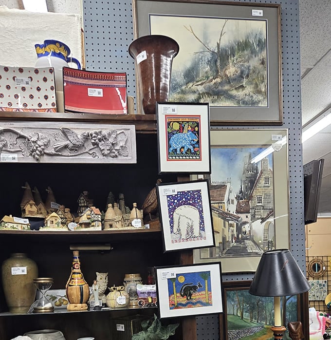 Wall art for every taste &ndash; from serene landscapes to whimsical illustrations that transform blank walls into conversation starters.