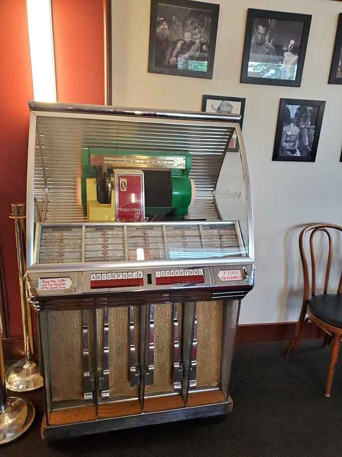 This jukebox stands ready to transport you musically to an era when songs had melodies you could actually remember.