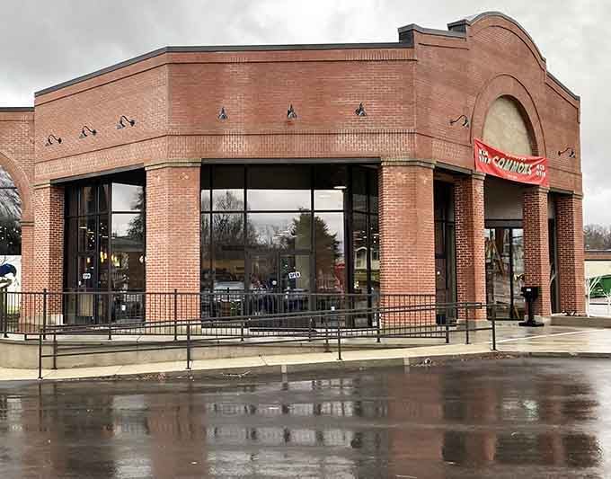 Modern conveniences meet historic charm, because Abingdon knows you need both coffee and character in life.