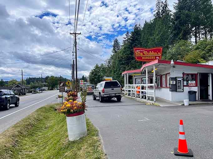 Right on the main road through Allyn, impossible to miss and even harder to drive past without stopping.