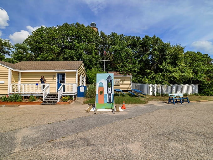 Every lighthouse needs a proper photo opportunity, and this colorful setup delivers the goods for your vacation album.