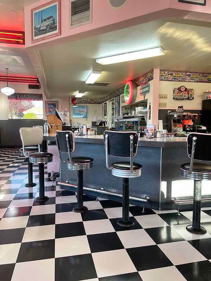 Counter seats: where solo diners become temporary celebrities and the short-order symphony unfolds before your very eyes.