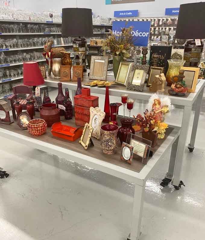 Home d&eacute;cor displays showcasing how yesterday's treasures become tomorrow's perfect accent pieces with just a little imagination and vision.