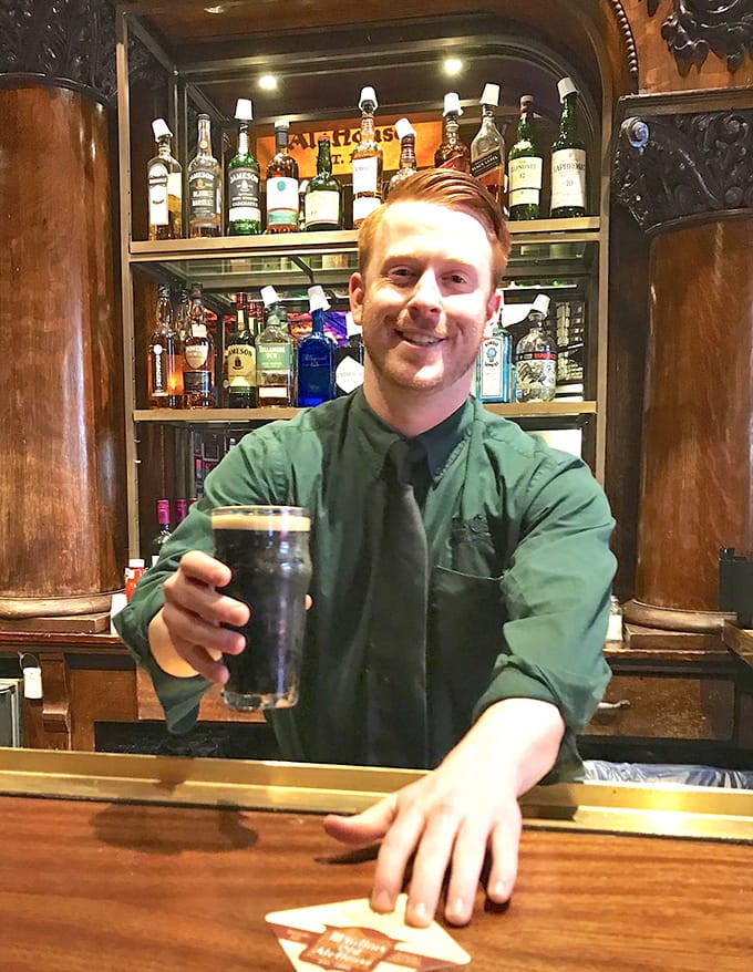 Friendly faces serving cold beer—the staff here understands they're not just employees, they're guardians of a Philadelphia institution.