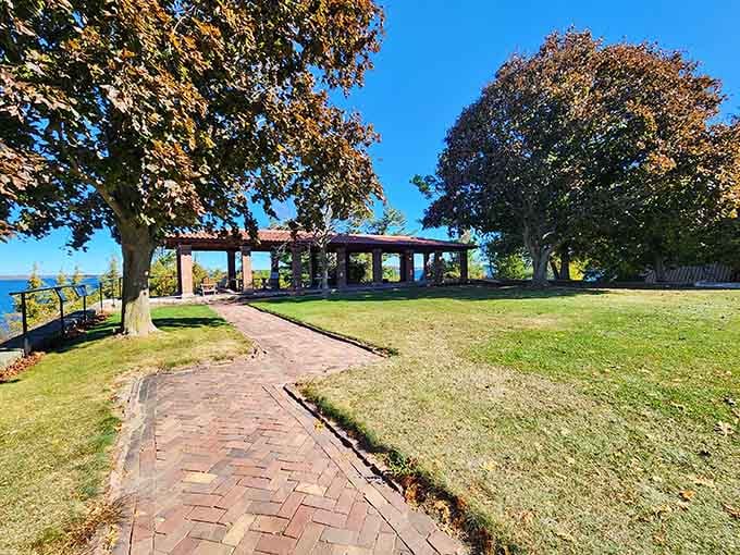 Manicured lawns and riverside pergolas, where castle living meets peaceful garden strolls.