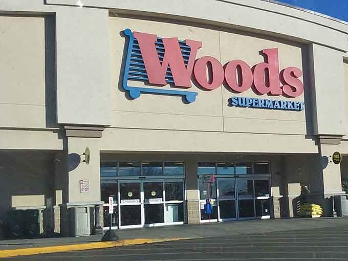 Woods Supermarket offers modern convenience while maintaining the friendly service that makes shopping in Sedalia more pleasure than chore.
