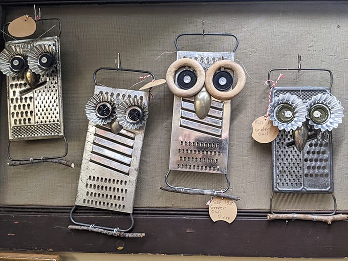 Someone's trash became someone else's owl-some art. These clever grater owls prove that creativity sees potential where others see kitchen castoffs.
