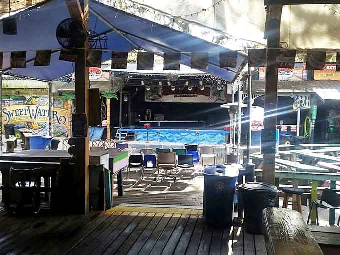 Empty during daylight, this stage transforms into the heart of Skipper's when the sun sets and the musicians arrive.