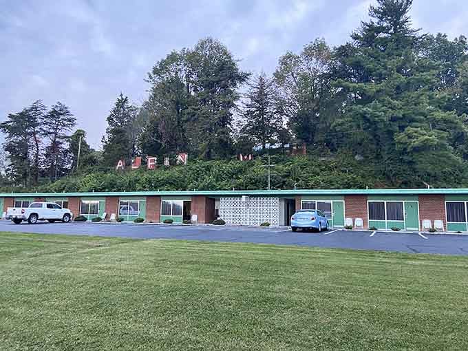 The Alpine Motel's retro sign practically begs you to take a photo for your vintage-loving Instagram friends.