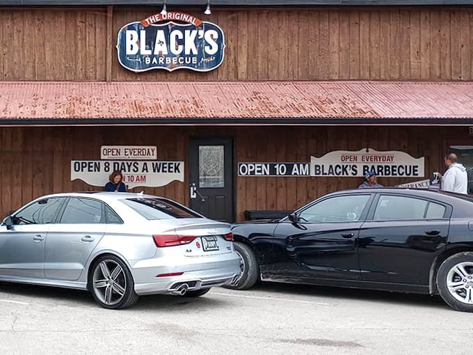 When the parking lot's full at 11 AM, you know you've found the place locals have been keeping semi-secret.