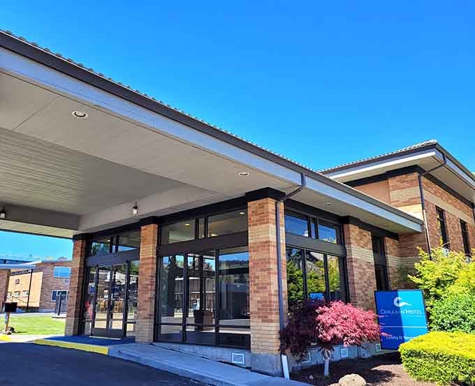 The Cerulean Hotel's contemporary lines and welcoming entrance promise comfort without pretension, a perfect basecamp for Klamath adventures.