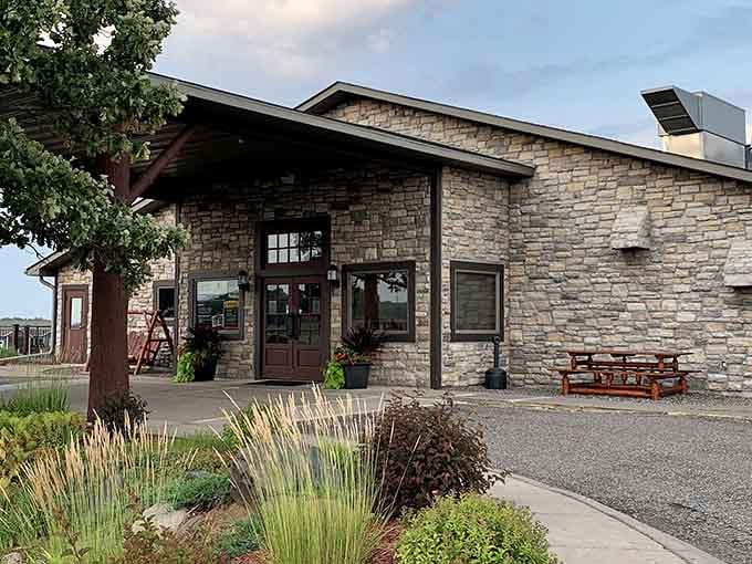 Coyote Moon Grille overlooks the quarries, serving meals with million-dollar views at decidedly non-millionaire prices.