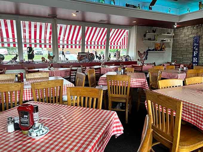 Rows of checkered tables waiting for diners look like a Norman Rockwell painting come to delicious life.