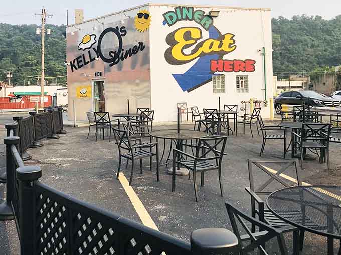 The outdoor patio lets you enjoy your eggs under open sky, because sometimes breakfast tastes better with fresh air.