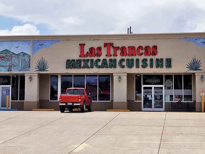 Las Trancas brings a taste of Mexico to the Mountain State. Behind those windows, fresh salsa and sizzling fajitas await hungry travelers and locals alike.