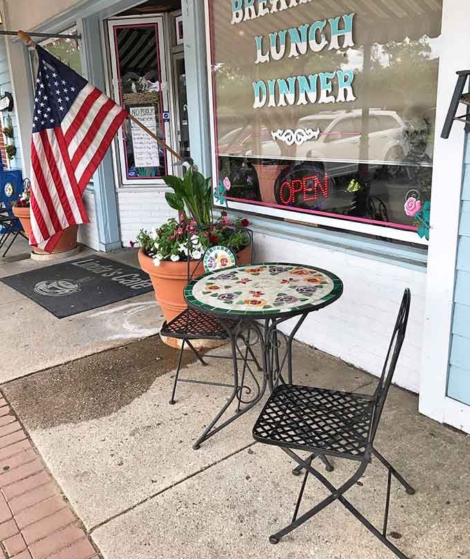 A slice of Americana awaits at this charming sidewalk table, where coffee and conversation taste even better with a side of fresh air.