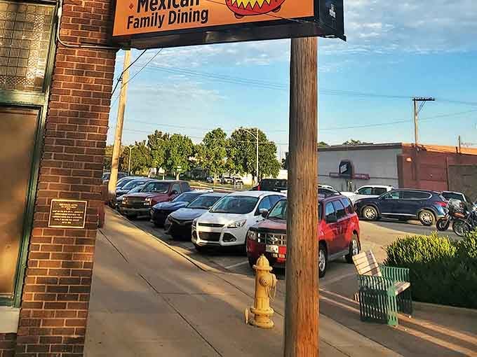 The packed parking lot&mdash;the universal sign language for "the food inside is worth whatever wait you might encounter."