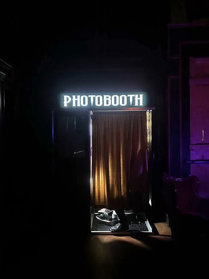 Because every gothic experience needs photographic evidence that yes, you really were there looking fabulous.