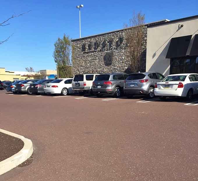 A full parking lot is always a good sign that the locals know something worth knowing.