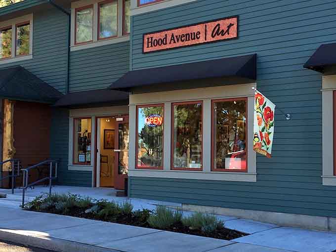 Local art deserves local spotlight, and this gallery delivers both with mountain-town authenticity.
