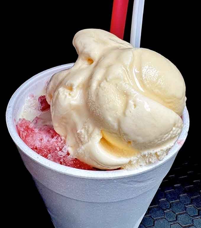 Strawberry raspado crowned with condensed milk. The desert heat doesn't stand a chance against this beauty.