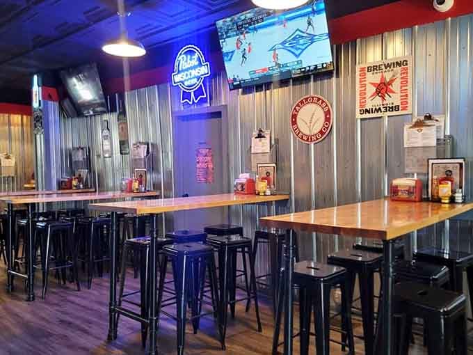 High-tops and neon signs create the perfect backdrop for conversations, cold drinks, and even colder beer.