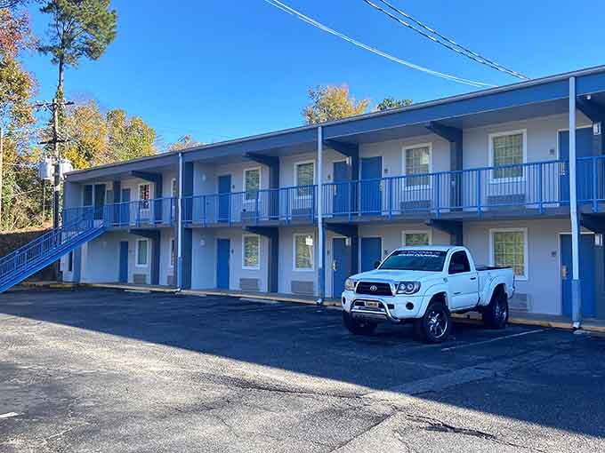 Budget-friendly lodging options mean visitors can explore Union without spending their entire vacation fund on just the hotel room.